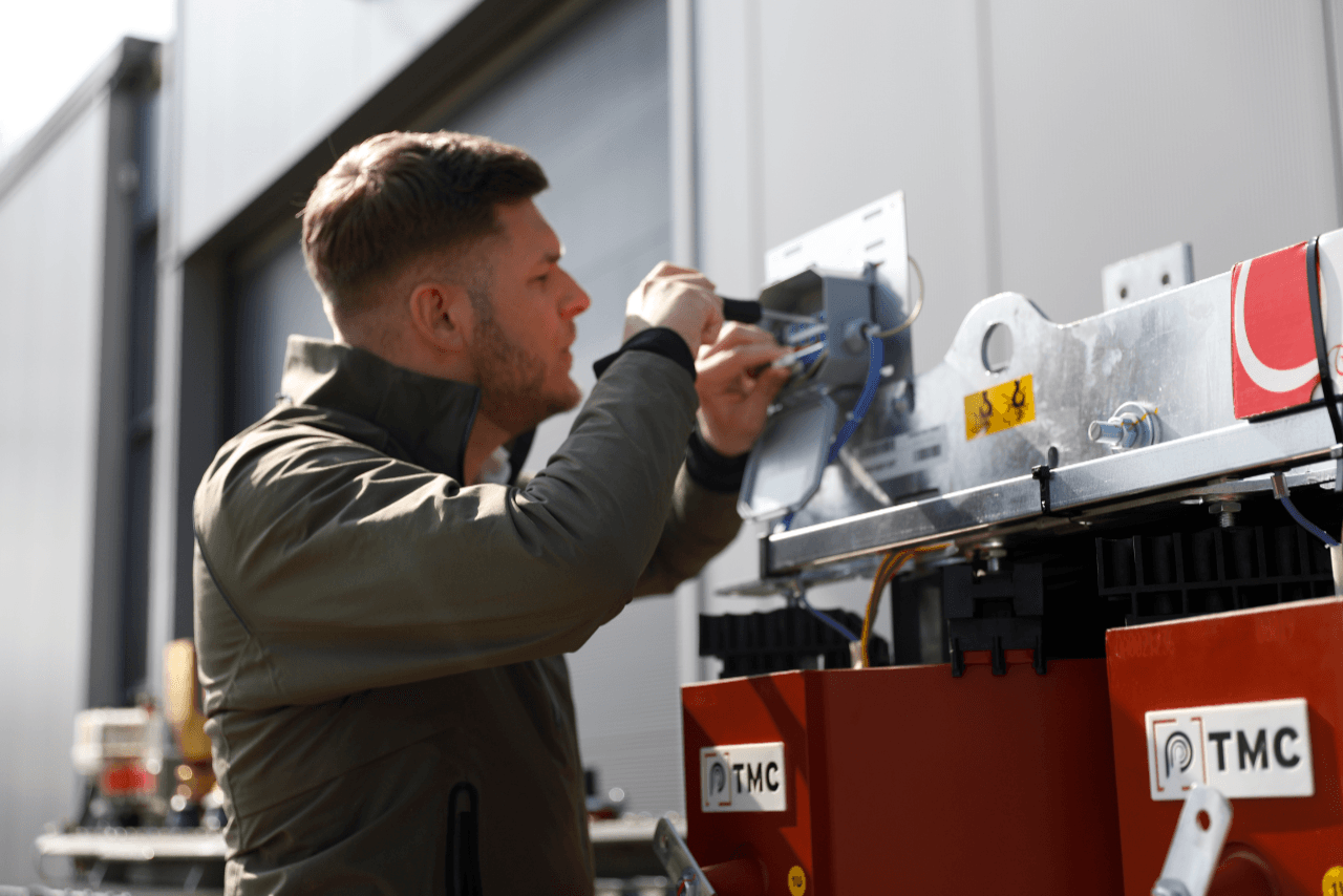 Transformatorverliezen (no-load en load losses) uitgelegd | Kennisbank M2E